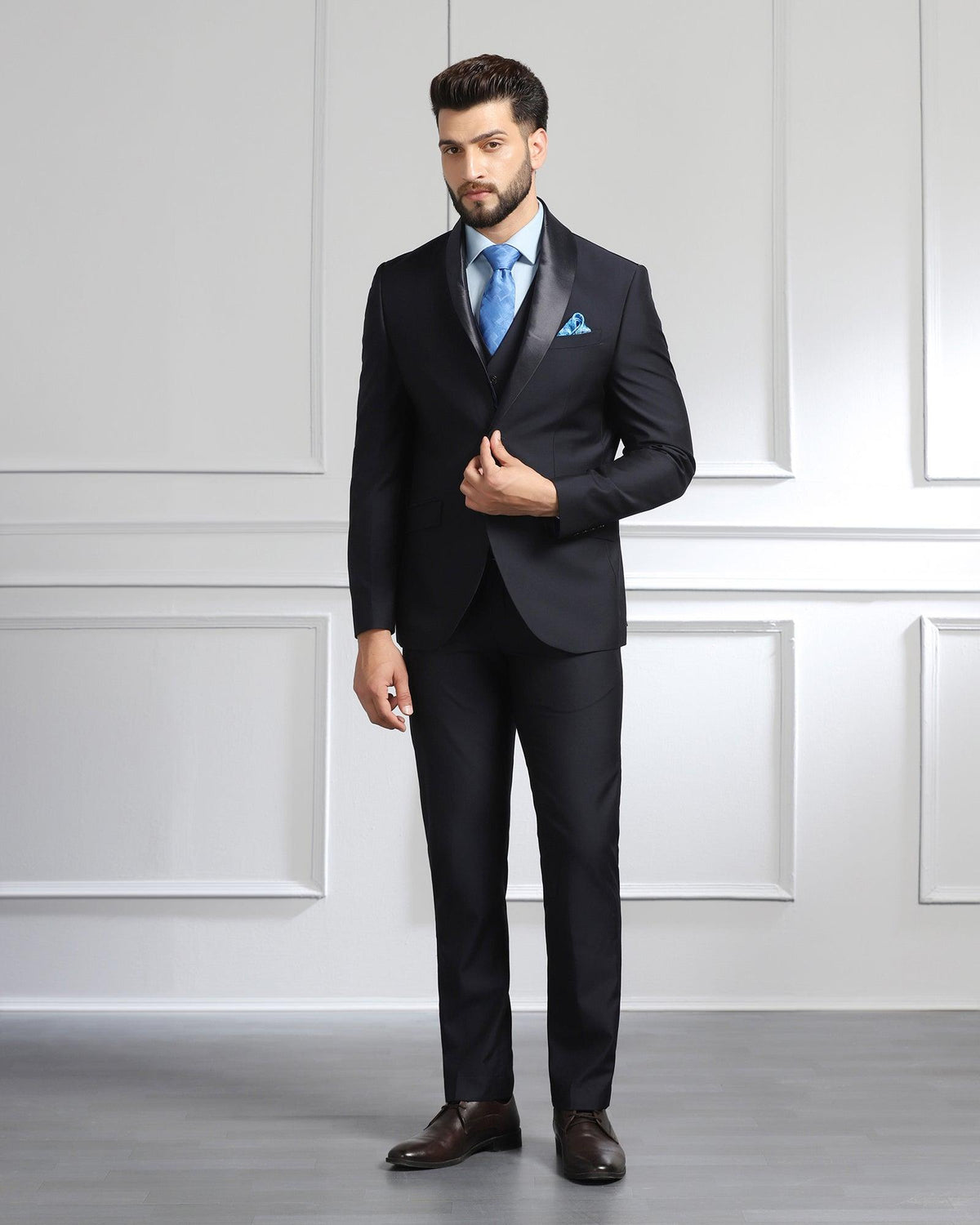 Buy Luxe 3 Piece Suit In Navy Online from Blackberrys