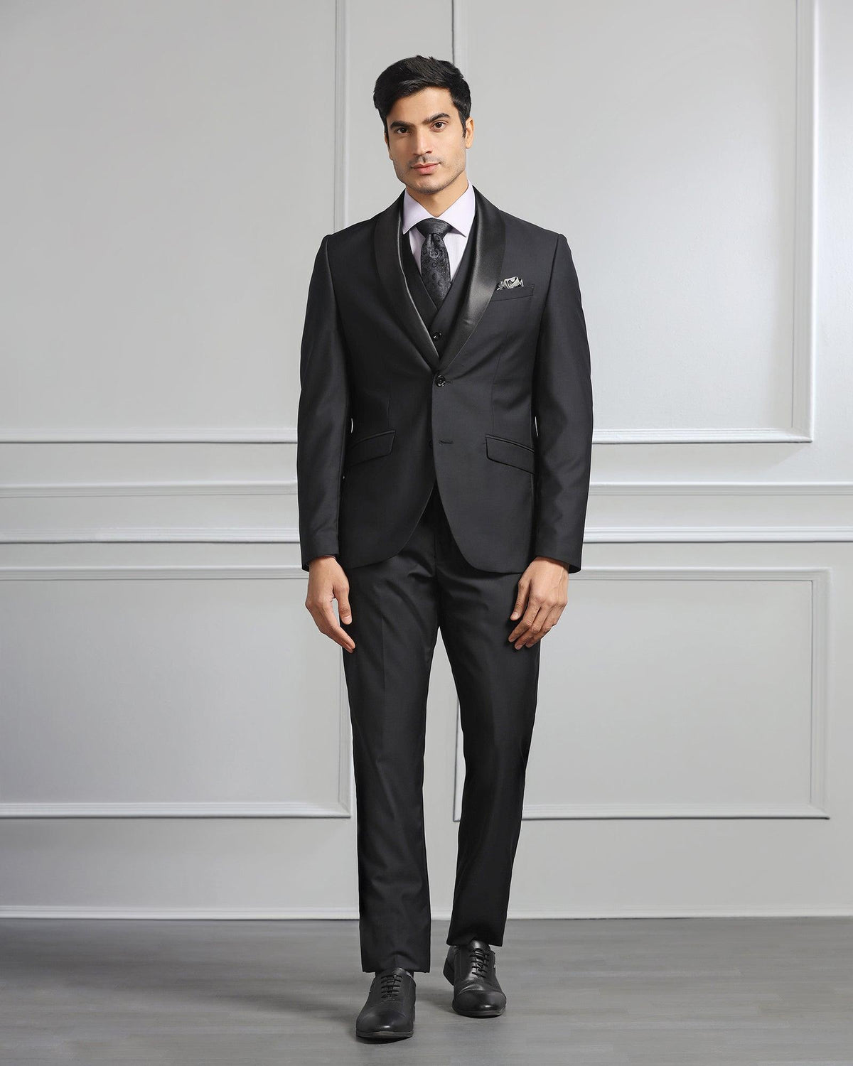 Buy Luxe 3 Piece Suit In Black Online from Blackberrys