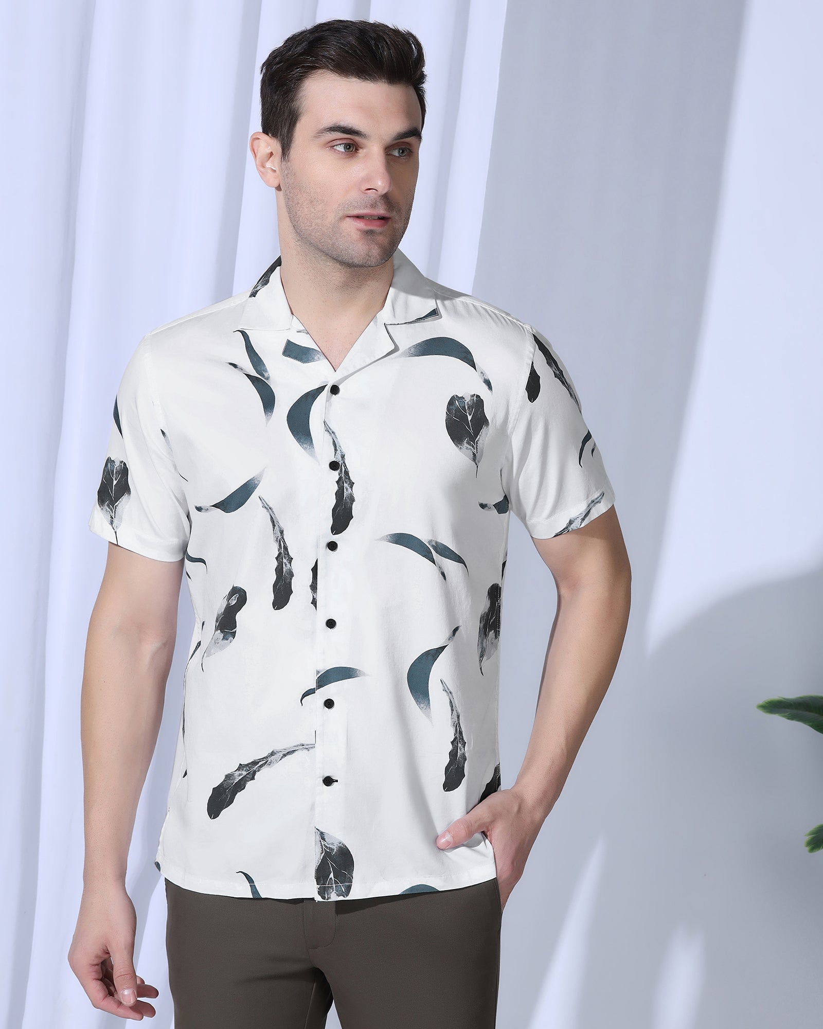 Buy Rowen White Printed Half Sleeve Casual Shirt Online