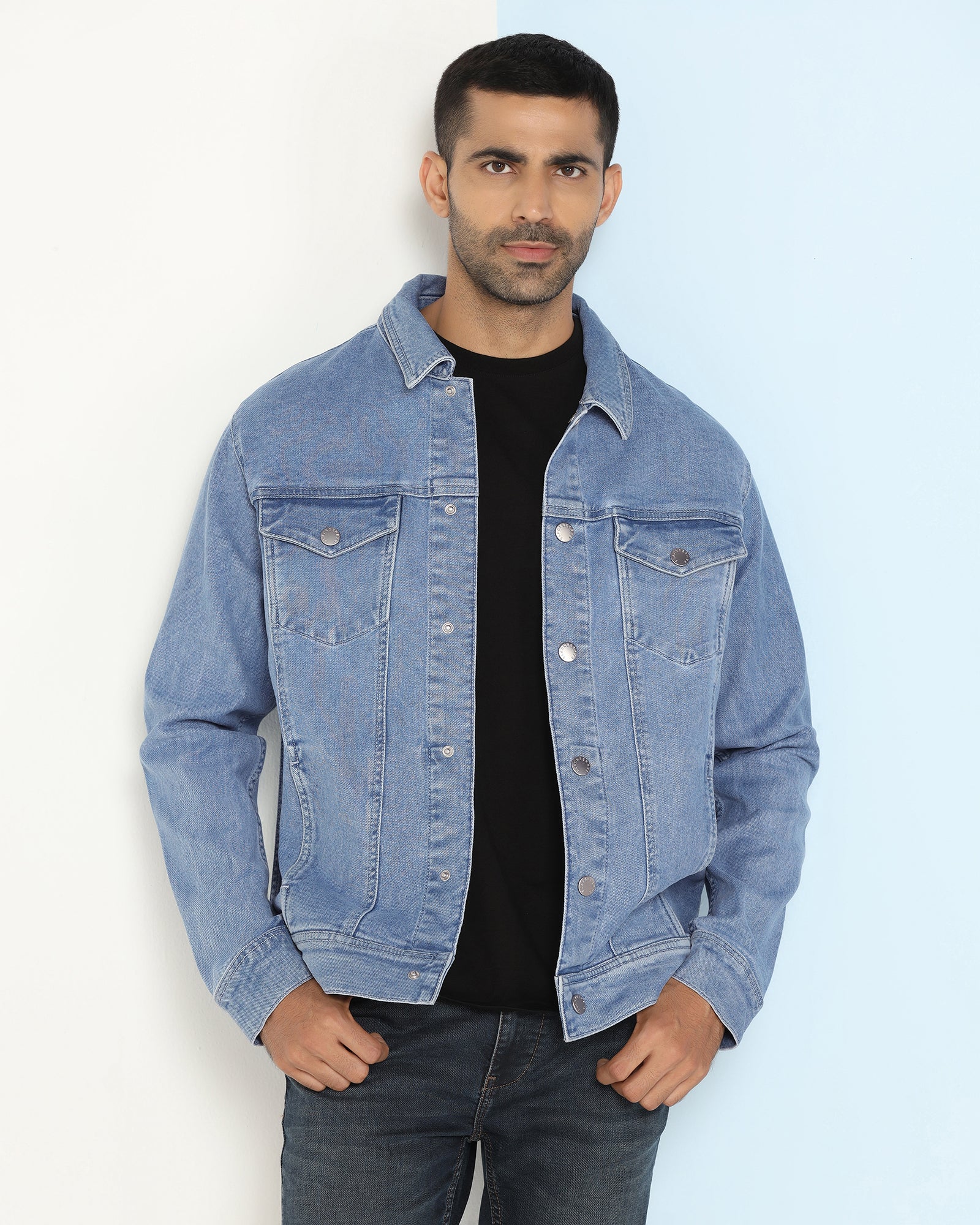 Indigo Denim Trucker Solid Zipper Jacket - Alaric